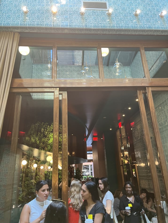 Overheard in NYC: 8 PRos on Meeting Online or IRL - Blog